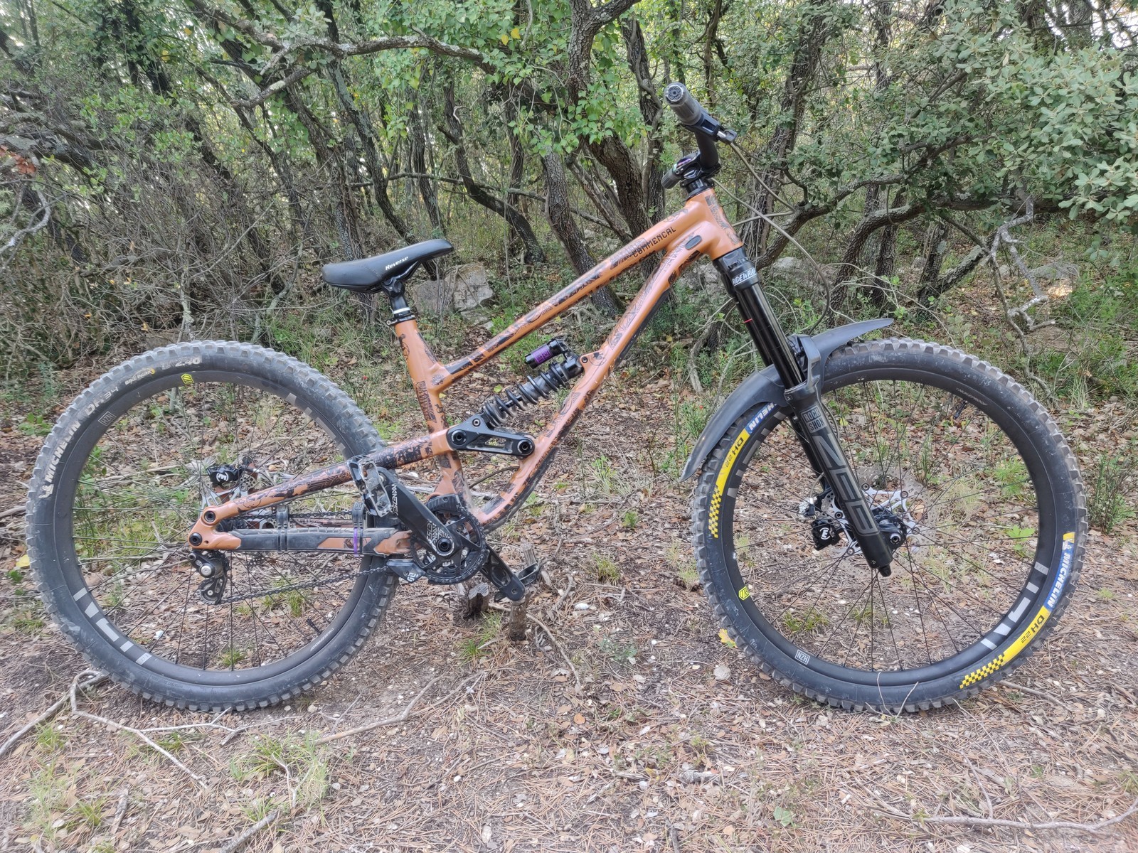 Commencal Clash - Vital Bike of the Day May 2024 - Mountain Biking ...