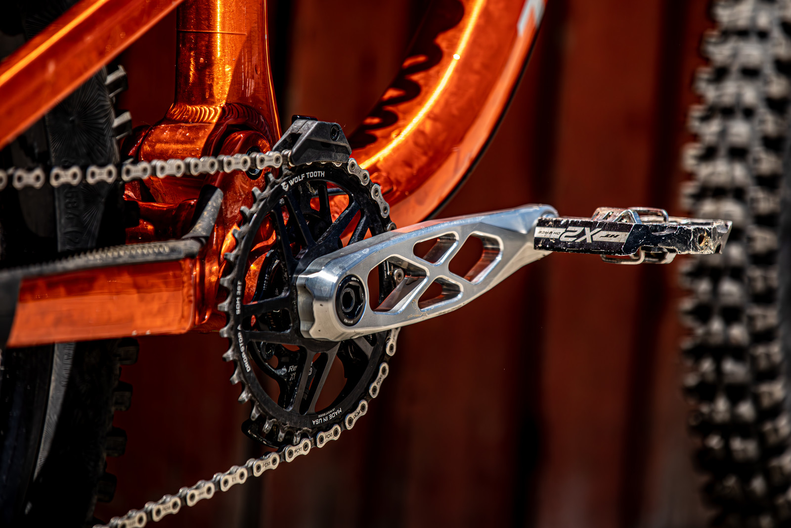 Corey Jackson's custom painted Transiton TR11. 5DEV and Wolftooth - PIT ...