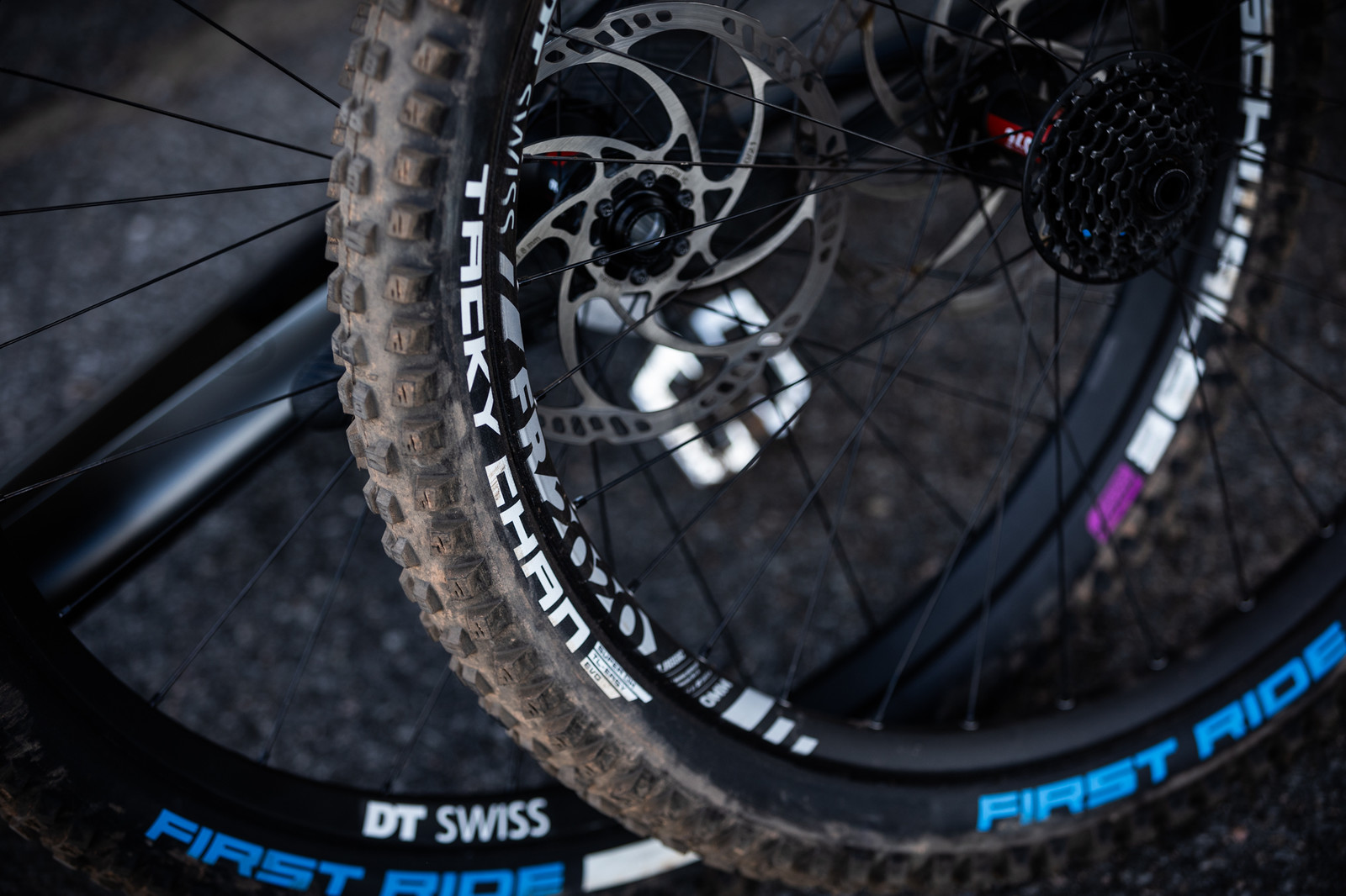 PIT BITS - Mont-Sainte-Anne World Cup DH - PIT BITS - Mont-Sainte-Anne World Cup DH - Mountain ...