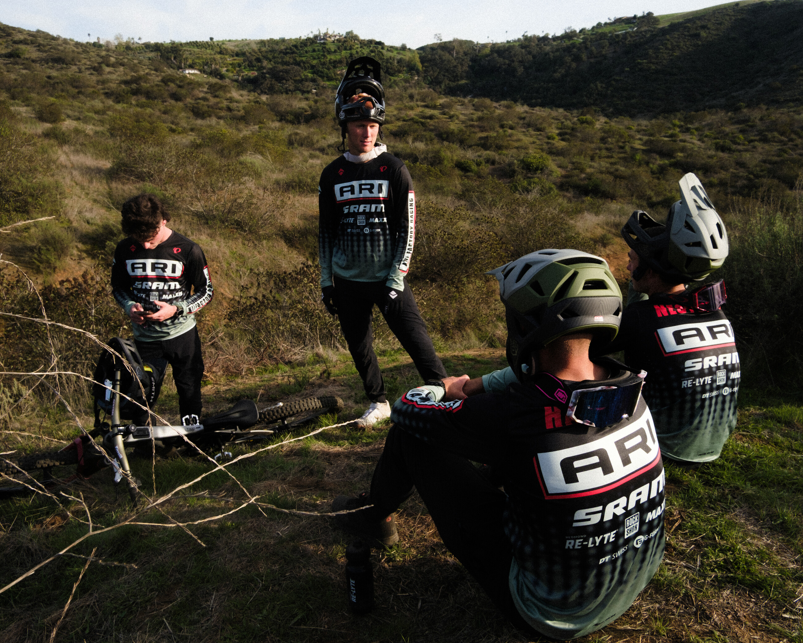 Ari Factory Racing Expands Team Roster in 2025 - Mountain Bike Press ...