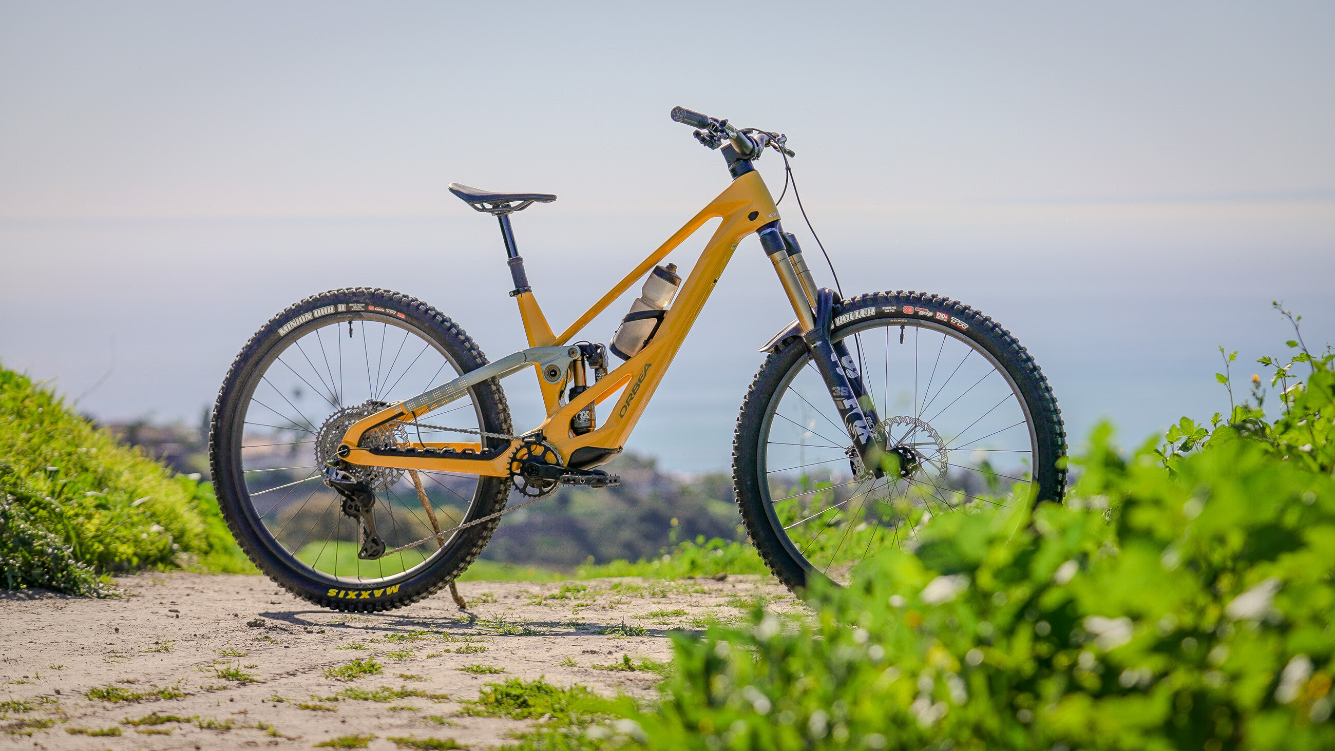 Orbea's Rallon RS - An E-Bike That's Not for E-Bikers - Mountain Bike ...
