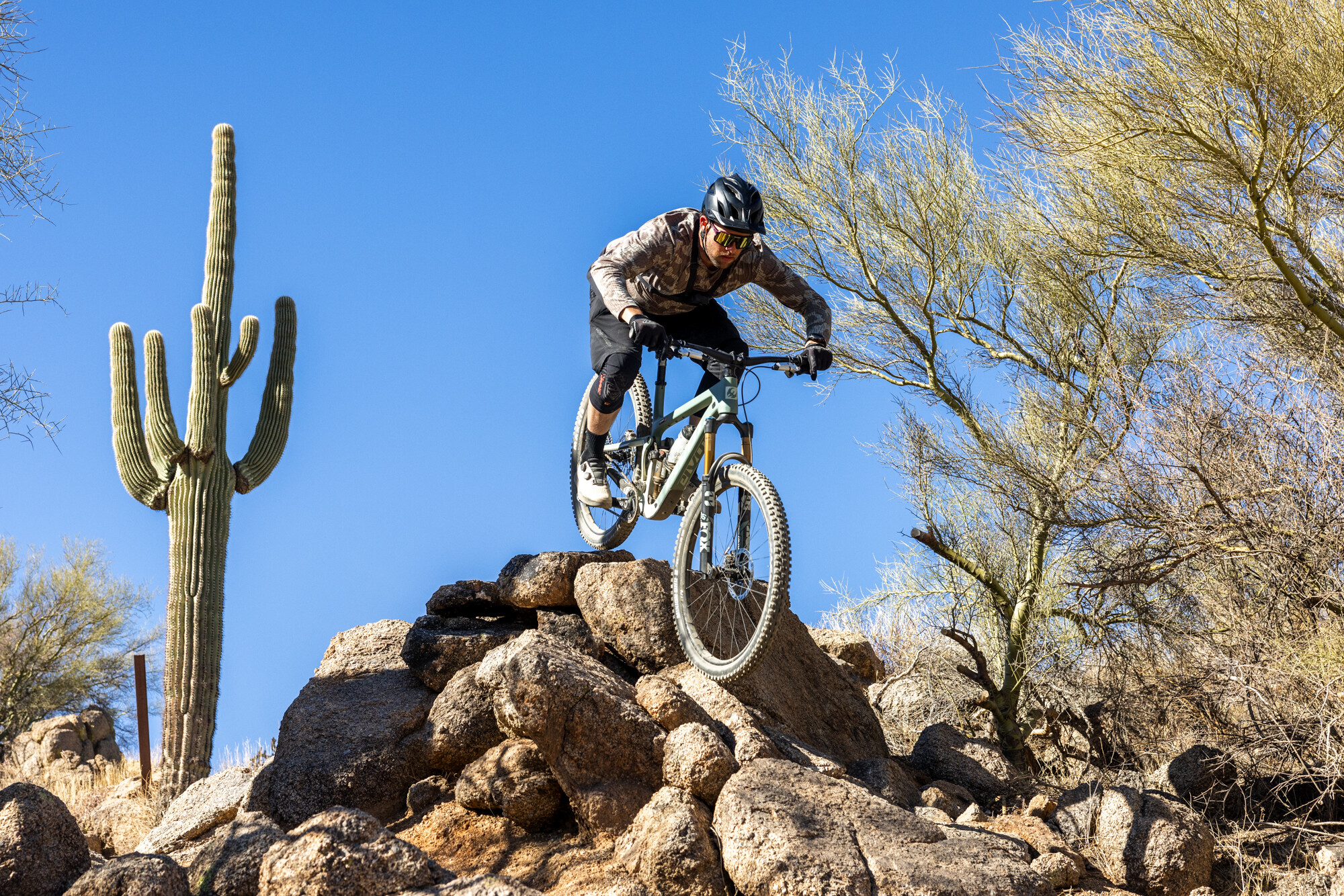 FIRST RIDE: Pivot's All-New Trailcat SL & Trailcat LT - Mountain Bike ...
