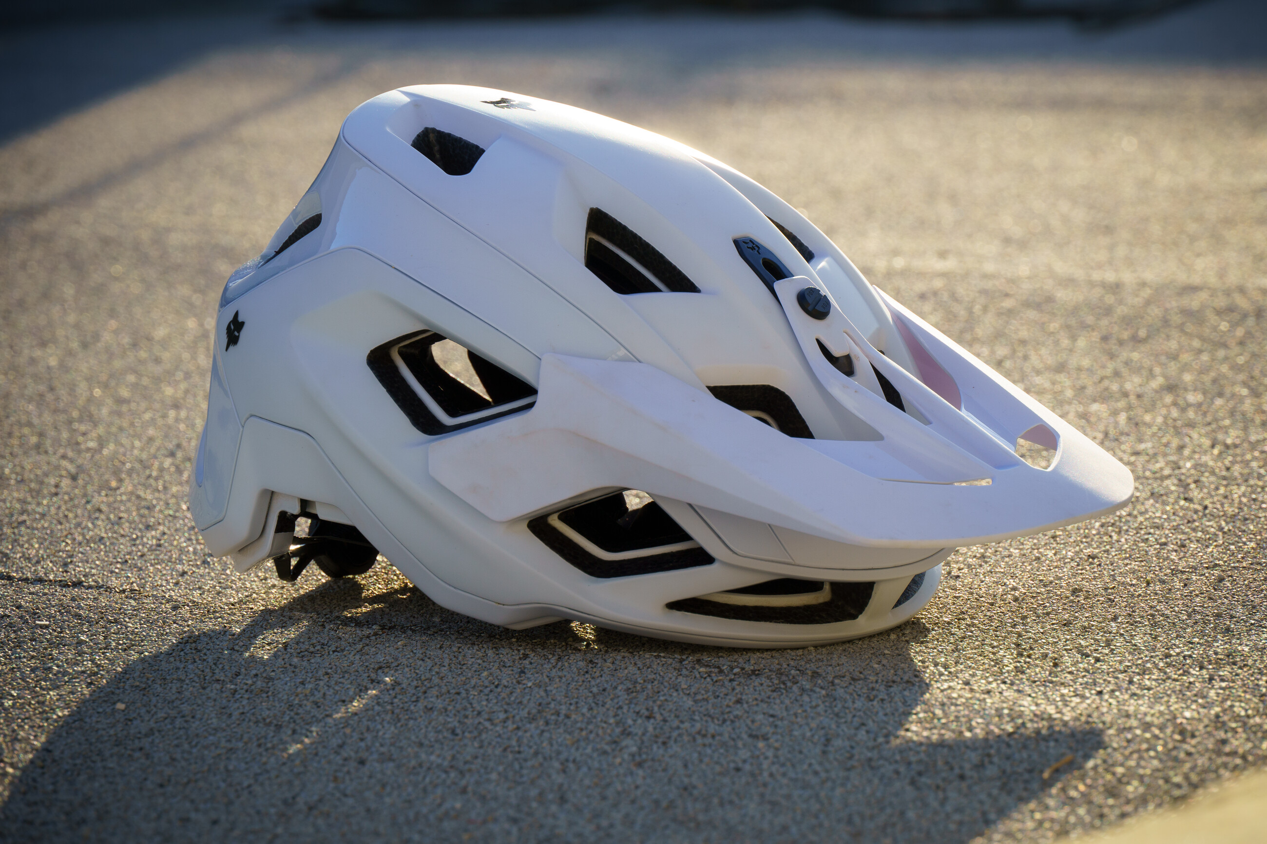 First Look | 2025 Fox Speedframe Helmets - Mountain Bike Feature ...