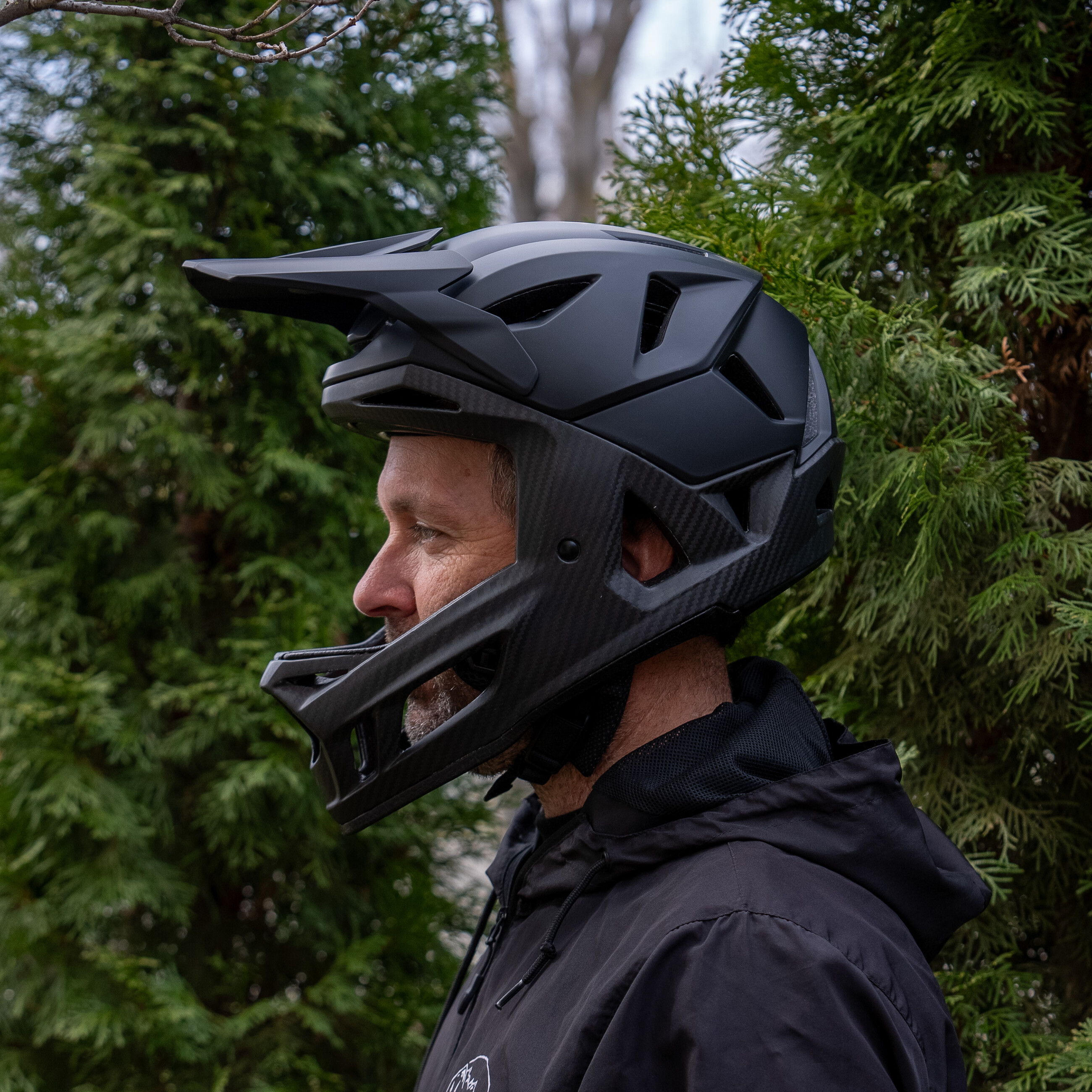 6D Helmets Enters the Lightweight Full-Face Game with Alterra - FIRST ...
